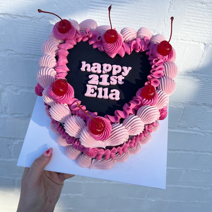 Retro Text Cake – PerthCakeCollective